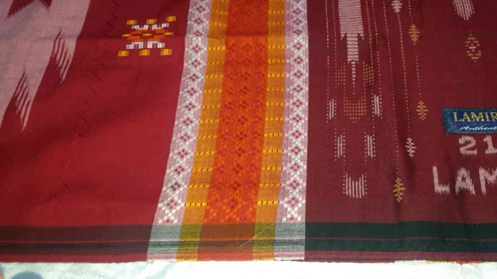 SARUNG DONGGALA DAN LAMIRI SONGKET HITAM DAN WARNA BATIK TEROJA DAN GRADASI | Lazada Indonesia