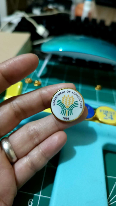 Brooch pin/ badge pin/ collar pin 20mm, 25mm,30mm gold customized print ...