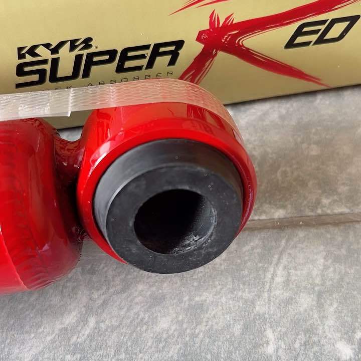 KYB Super red โช้คอัพคู่หลัง Toyota Commuter KDH ปี2005-2018 1 คู่ ซ้าย ...