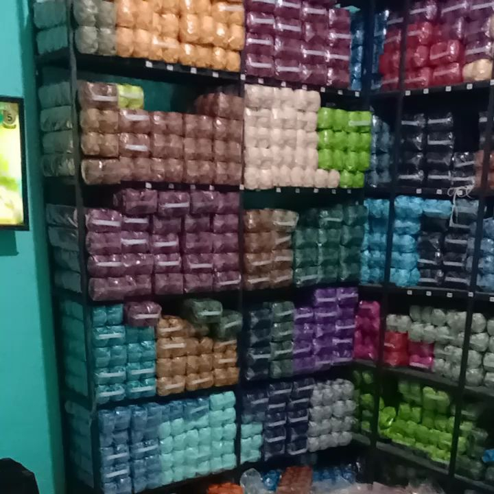 Benang rajut merajut poly kilap b27 / tali untuk merajut Polyester ...