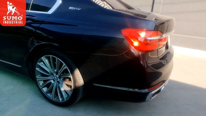 ครีมลบรอยขีดข่วน SUMO 258g เนื้อครีมขัดได้ง่าย และรวดเร็ว ไม่ทำลายชั้นฟิล์มเคลือบผิวสีรถยนต์ ...