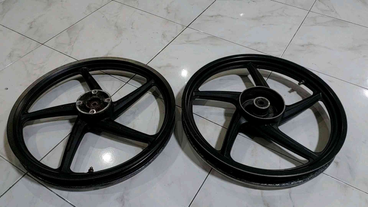 Used 2nd Hand Honda Genuine Honda Wave Dash Mags Pair Set | Lazada PH