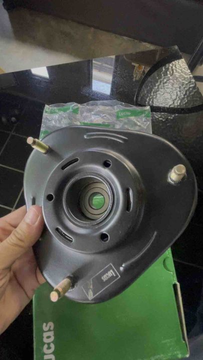Lucas เบ้าโช้คอัพหน้า Toyota Altis 141-171 ปี2008-2016 [จำนวน. 1 ตัว 1 ...