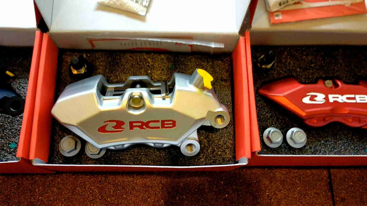 Rcb R1 Caliper (universal) fourpot/4piston / also bracket for 4pot ...