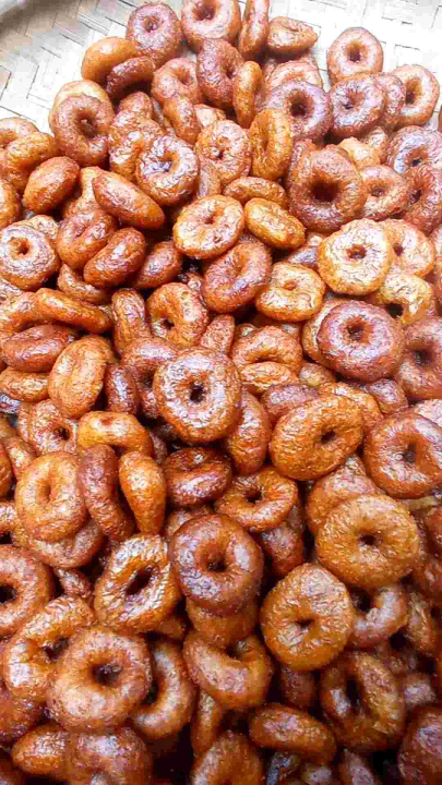 KUE ALI / KUE CINCIN GULA MERAH UKURAN KECIL 75 PCS AGREM KHAS SUKABUMI ...