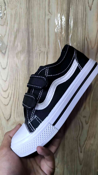 Sepatu Sekolah Anak PAUD TK SD Model baru Velcro List putih | Lazada ...