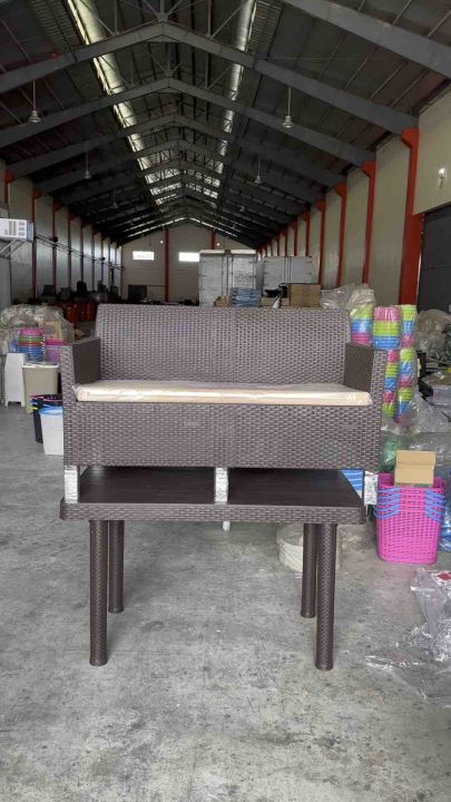 Jolly Plastic Weaved Rattan Vintage Two Seater Coffee Outdoor Sofa ...