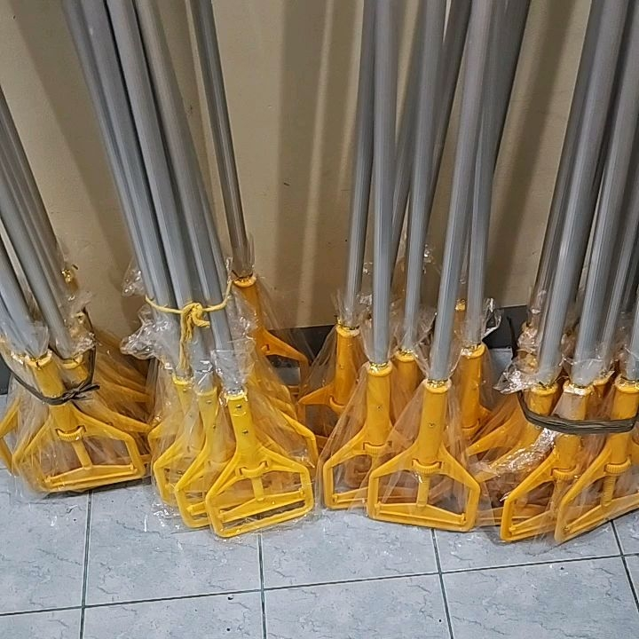 UNIVERSAL HEAVY DUTY ( YELLOW ONLY ) aluminum mop handle original Mop ...