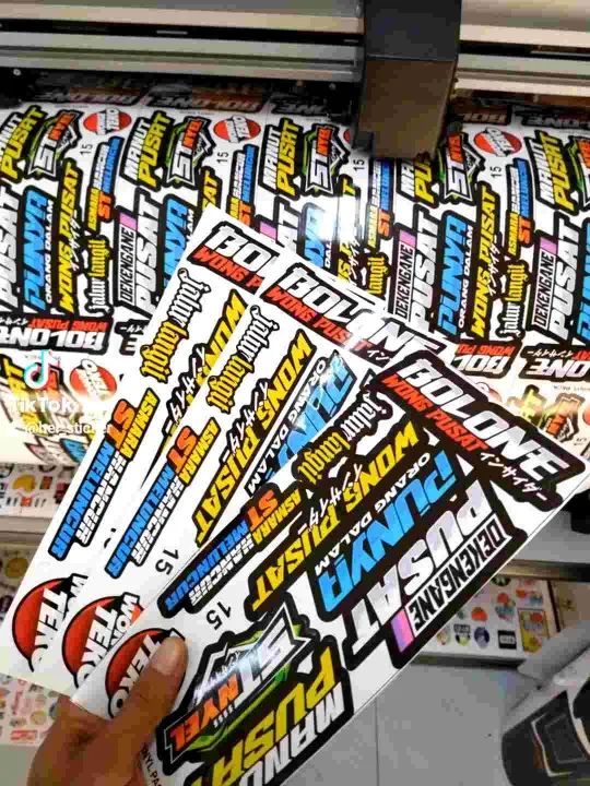 sticker racing Vinyl bahan camel sticker dekengan pusat print & cut ...
