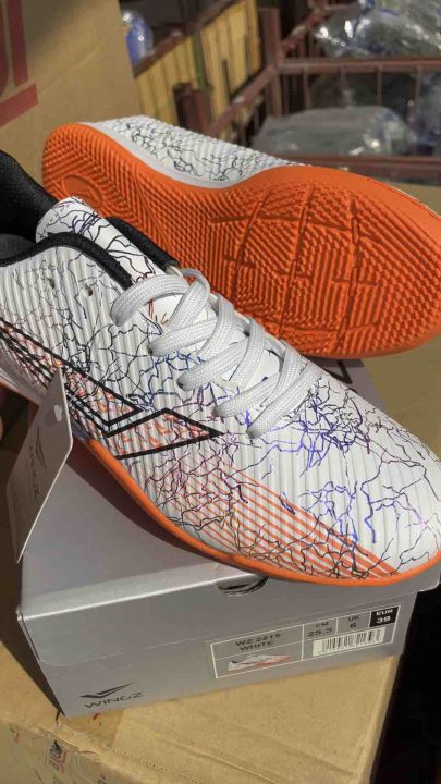 รองเท้าฟุตซอล WINGZ-2215 | Lazada.co.th