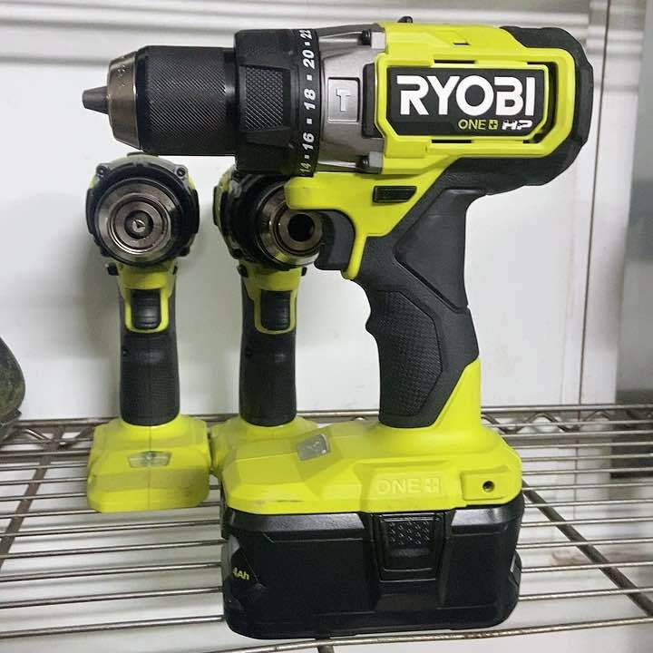 Máy khoan RYOBI 18v one+HP 3 chức năng tua 2100v/p lực 100N/m- hàng bãi ...