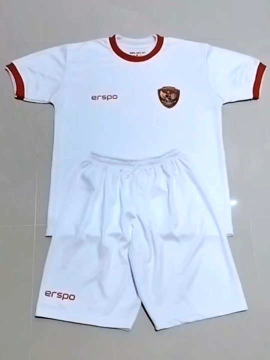 Setelan Baju Sepak Bola Jersey Timnas Indonesia Away Terbaru 2024 Putih ...