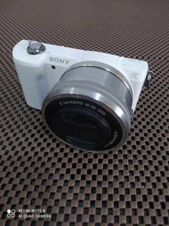 Kamera SONY ALPHA A5000 dan Lensa Kit 16-50mm Mirrorless | Lazada Indonesia