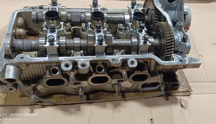 silinder head mobil xenia 1000cc original japan ex Singapore | Lazada ...
