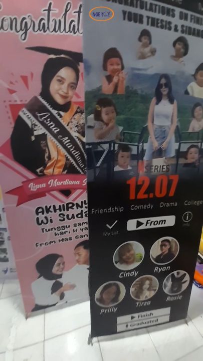 Banner Wisuda Custom Free Design / Cetak X Banner Wisuda, X Banner ... Banner Wisuda Custom Free Design / Cetak X Banner Wisuda, X Banner ...