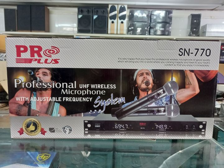 ไมค์ลอยPROPLUS SN-770 จูนคลื่นได่ ระบบUHF ใช่ถ่านAA มีชุดย้ายเสาหน้าให้ ตัวไมค์เปนอลูมิเนียม ...