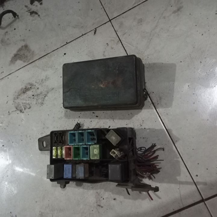 box sikring sekring fuse box bagian mesin Proton Wira | Lazada Indonesia