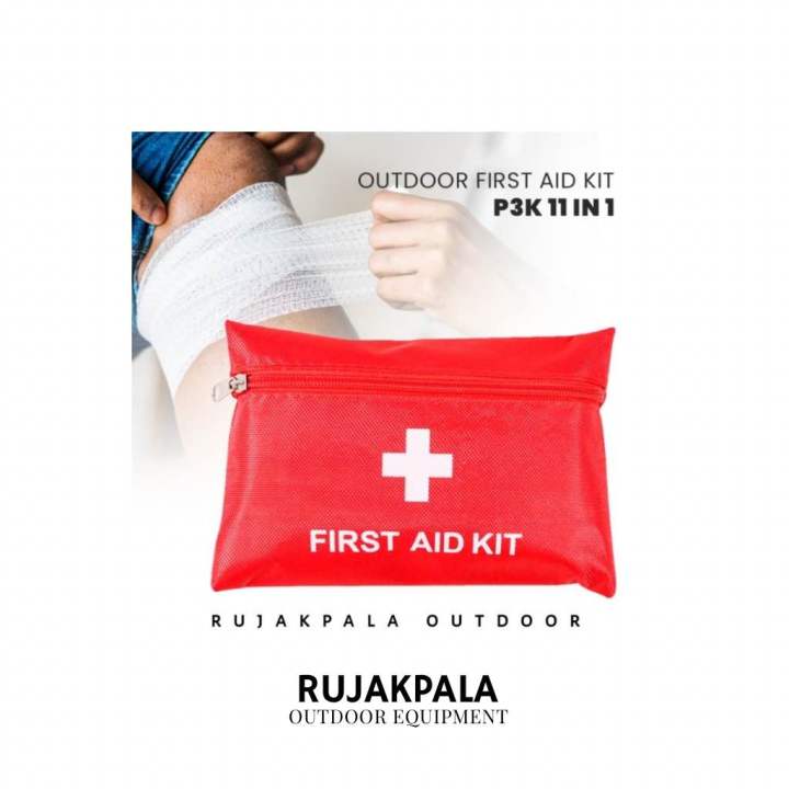 first aid kit p3k / tas tempan perban / wadah obat / tas plester dan ...