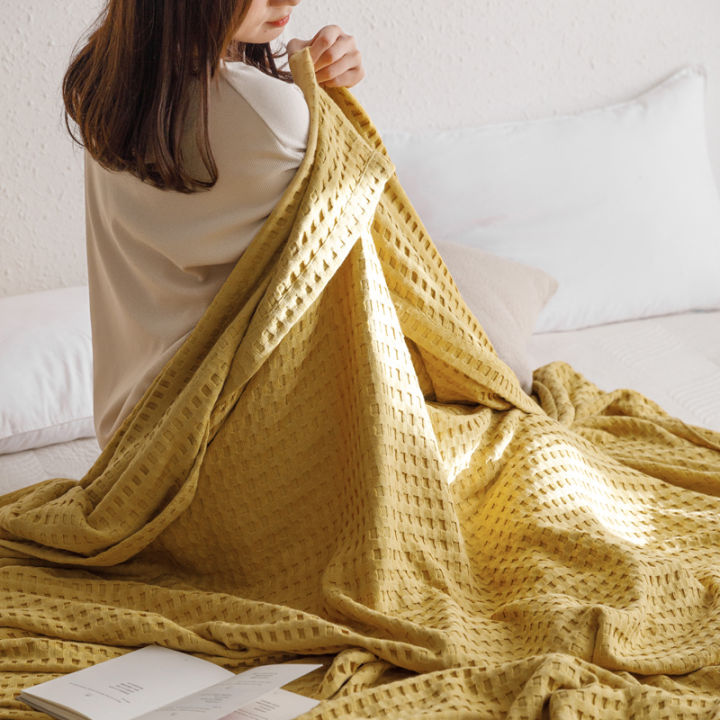 Cotton Waffle Gauze Towel Quilt Soft Skin-friendly Sofa Cover Blanket Summer Quilt Air ...