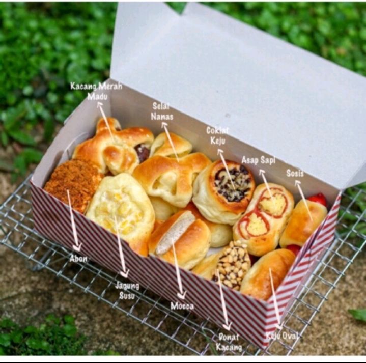 ROTI UNYIL VENUS OLEH2 KHAS BOGOR ISI 10PCS HARGA TERJANGKAU | Lazada ...