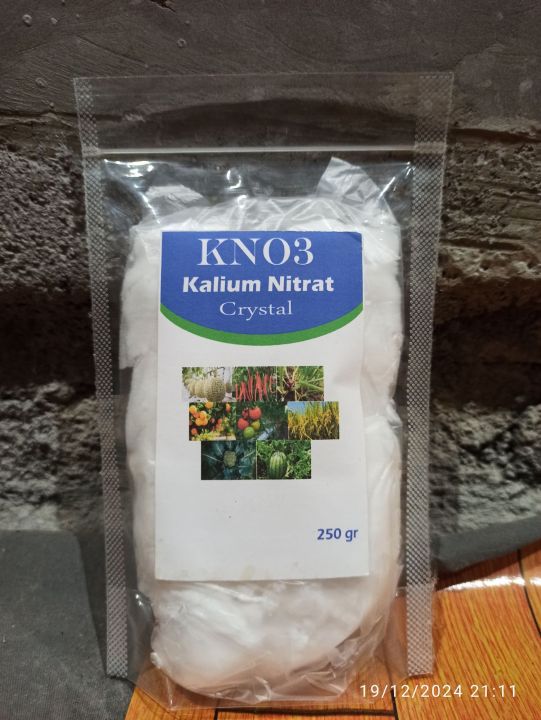 Pupuk Kalium Nitrat / KNO3 Powder 500 gr / potasium nitrate | Lazada ...