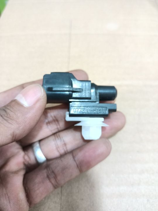 Sensor Outside temperatur luar Innova Fortuner Hilux Original | Lazada ...