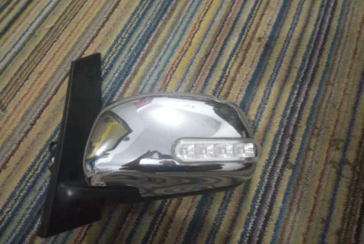 Spion Toyota Innova kiri dan kanan tahun 2005-2010 original second ...