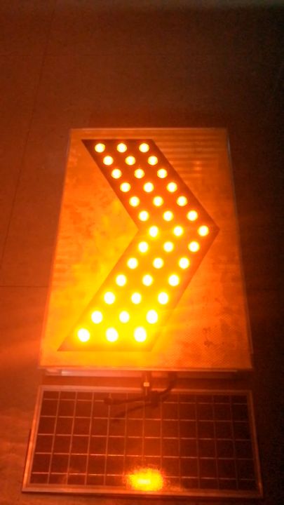 Amber/ Orange Blinking Solar Powered Led Warning Chevron Arrow Traffic ...