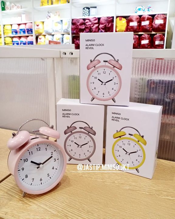 MINISO 🆕 Alarm Clock / Jam Weker Analog (9.8x5.9x13.5cm) | Lazada Indonesia