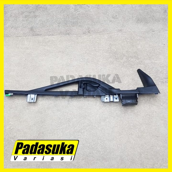 Door Trim Assy Canter Atas Hitam Original Kiri Kanan | Lazada Indonesia