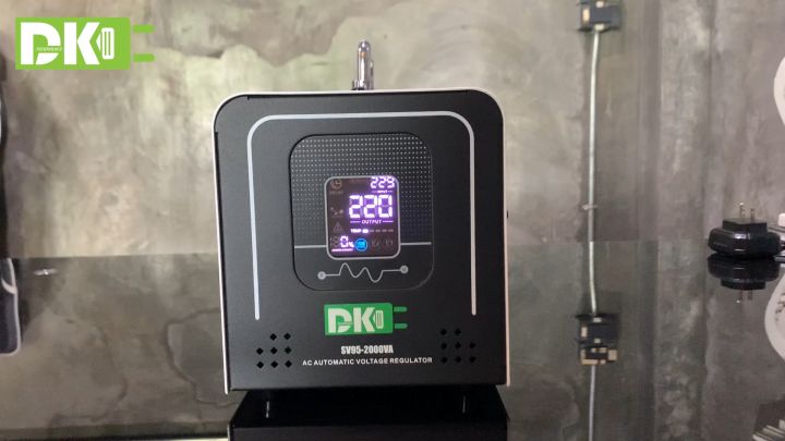 DK เครื่องปรับแรงดันไฟฟ้า หม้อเพิ่มไฟ SV95 2000VA/2000Watt (รับ Load Max 9A) AVR Automatic ...