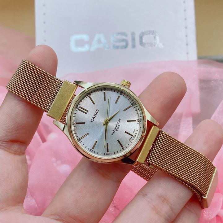 Watchtime นาฬิกาข้อมือ แฟชั่นสำหรับผู้หญิง (คาสิโอ้) สายแม่เหล็กปรับสาย ...