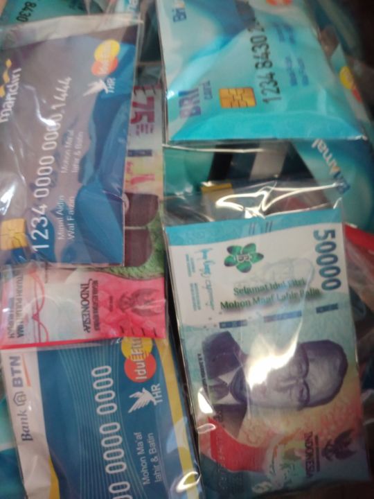Mainan Angpao berhadiah mainan menarik di dalamnya,isi 20 pcs/pack ...