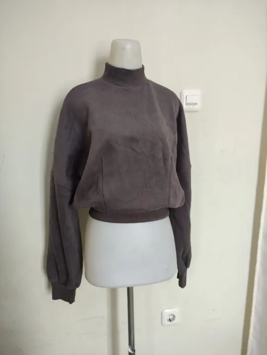 sweater model crop pl import ld 140 pnjang 55 | Lazada Indonesia