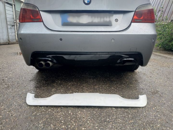 bmw e60 rear diffuser twin loop M5 used like new halfcut conditions ...