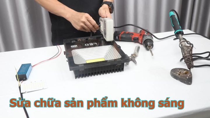 Nguồn đèn Led 50W LED Driver 50W 100W 150W 200W cao áp | Lazada.vn