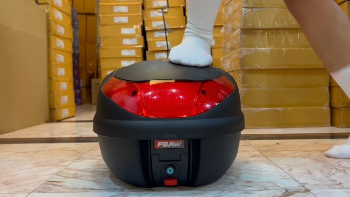 FEAW กล่องท้ายมอไซ 32 ลิตร ใหม่ 2023 ถอดหิ้วได้ FW11 32L +ชุดถาดรอง ...