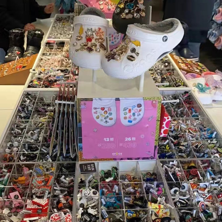 Crocs charms Snoopy family jibbitz for crocs DIY collocation | Lazada PH