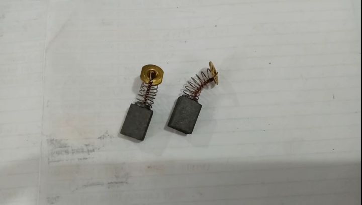 Carbon Brush KEN 9025 untuk Mesin KEN 9025, 9913, & 9913B | Lazada ...