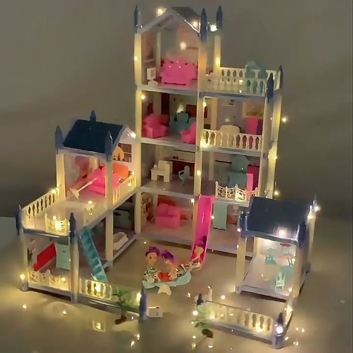 Mainan Rumah Rumahan Kastil Villa dengan Lampu dan Boneka Perakitan DIY ...