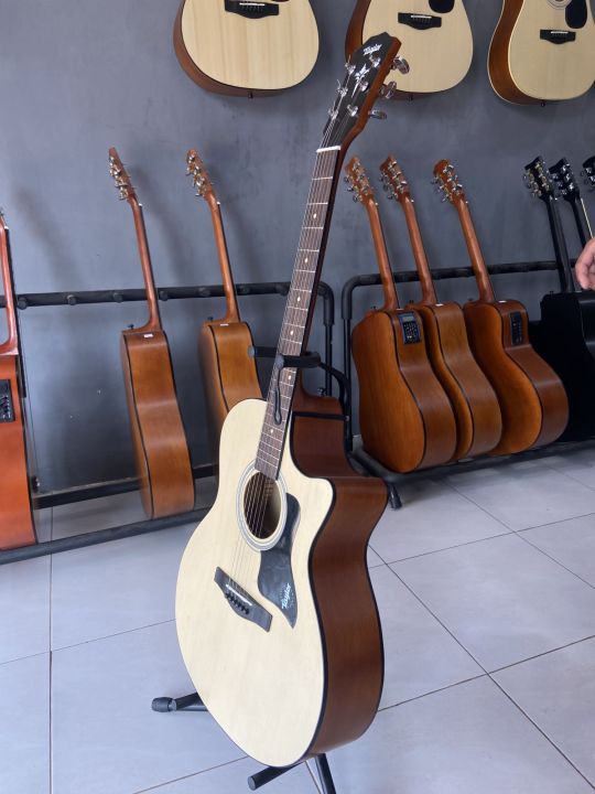 GITAR AKUSTIK CUSTOM TAYLOR JUMBO WARNA KREM NATURAL, TANAM BESI ...