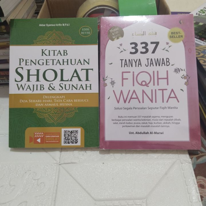 2 paket buku kitab pengetahuan shalat wajib dan sunah, 337 tanya jawab fiqih wanita | Lazada ...