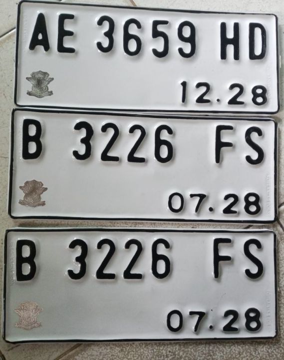 plat motor Asli original putih dan hitam | Lazada Indonesia
