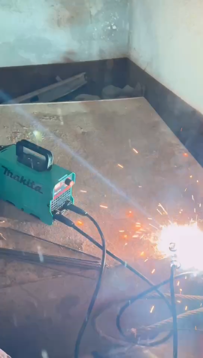 （สินค้าจุด）MAKITA ตู้เชื่อม รุ่นใหญ่ MMA-650 ตู้เชื่อมไฟฟ้า 2 ระบบ ...