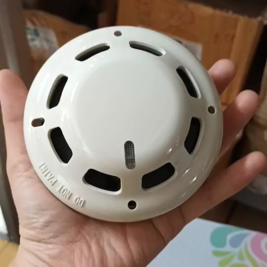 แท้100% HOCHIKI SOC-24VN PHOTOELECTRIC SMOKE DETECTOR สโม๊คดีเทคเตอร์ ...