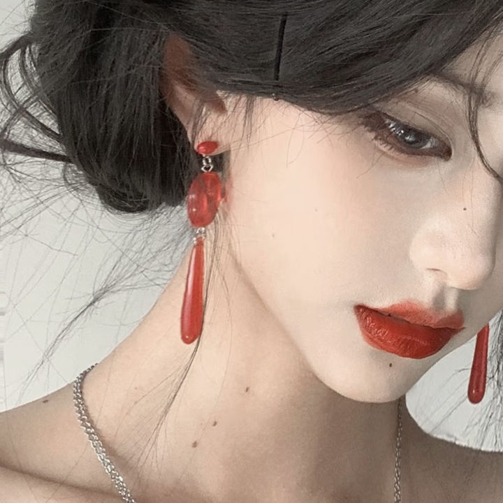 Red Ancient Chinese Style Clip-On Earrings Fashionable Holeless Ear ...