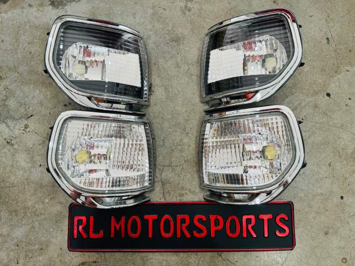 Toyota Land Cruiser FJ80 HDJ80 HZJ80 FJ82 1990 - 1997 front Corner ...