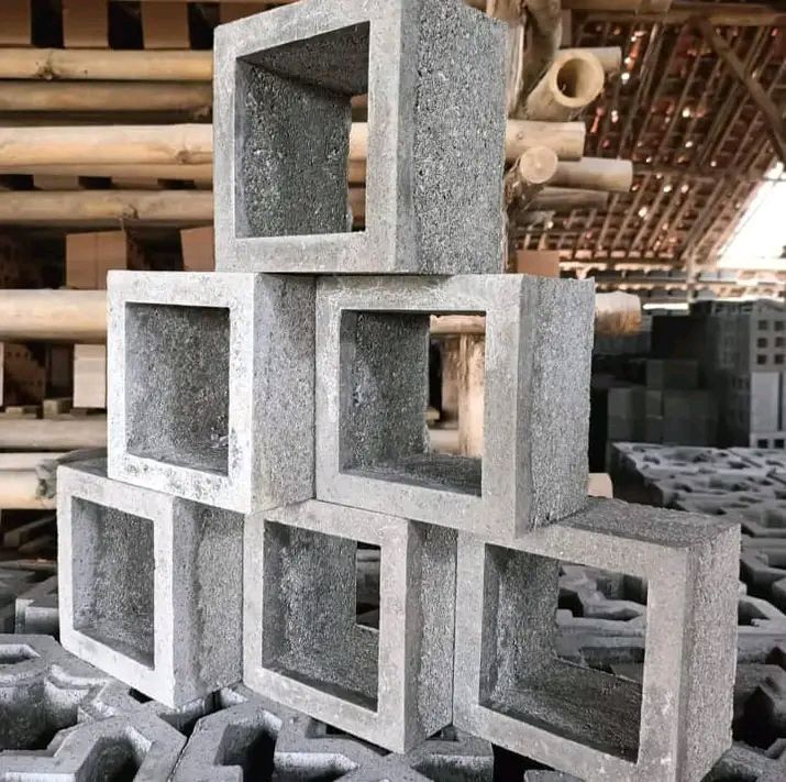 Roster Beton Minimalis Kotak Polos 1 Sisi Ukuran 20x20x10cm | Lazada ...
