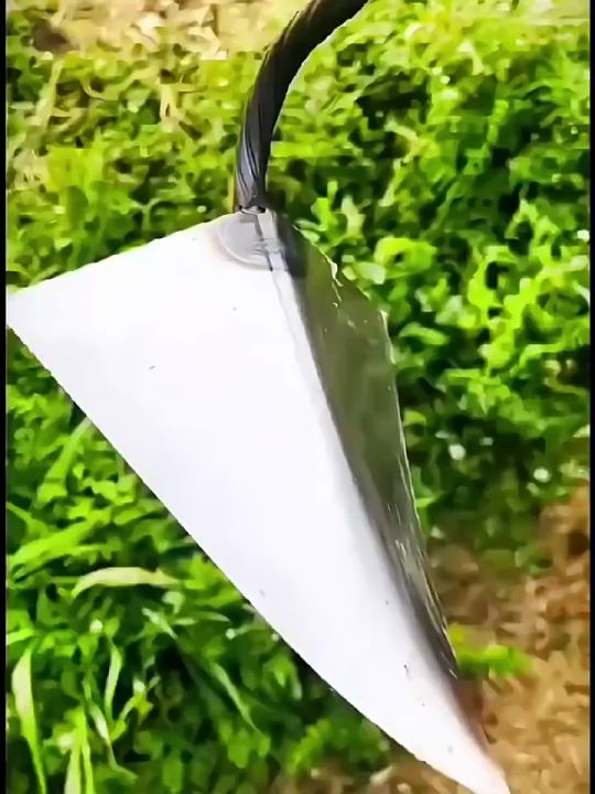 Agricultural Triangle Hoe For Soil Loosening And Trenching Hoe | Lazada PH