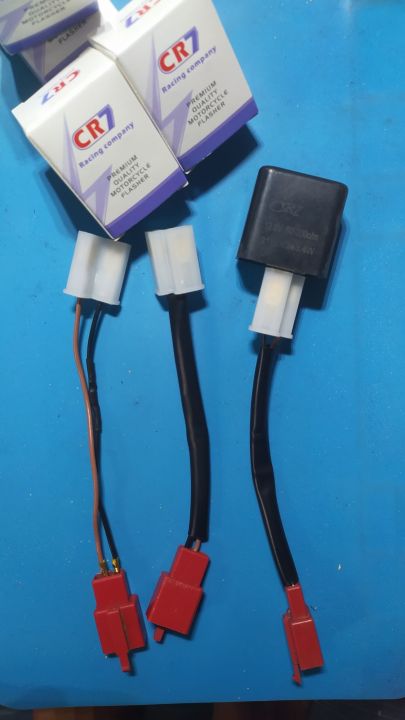 Soket flasher dan soket flasher CR7 + dioda untuk motor vario 125/150 ...